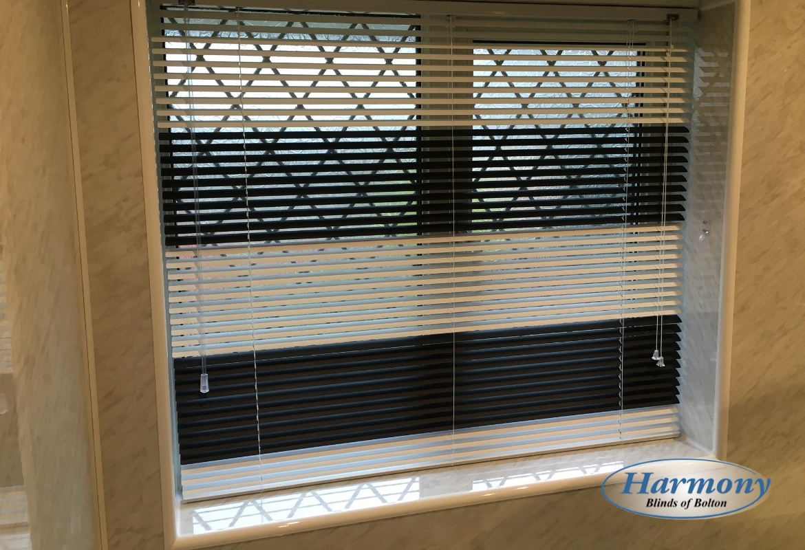Black & White aluminium Venetian blind - Harmony Blinds | Bolton ...